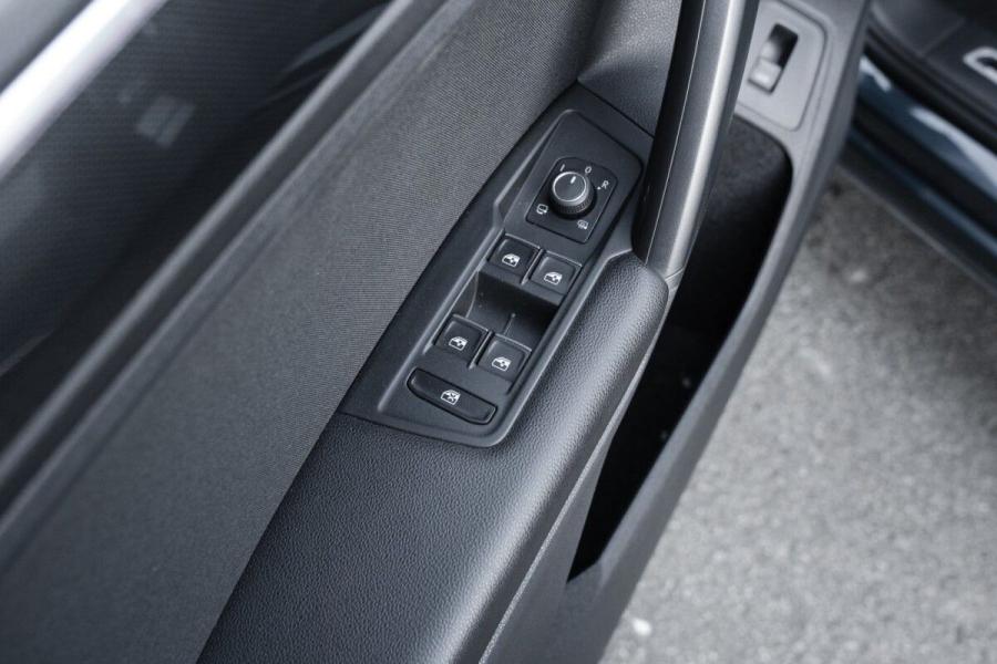 Volkswagen Tiguan 2021 Rīga, ar dzinēja tilpumu 2.00 L un nobraukumu 152 tūkst. km par 24950 €, foto 14 vietnē AUTOMOTO.COM.LV
