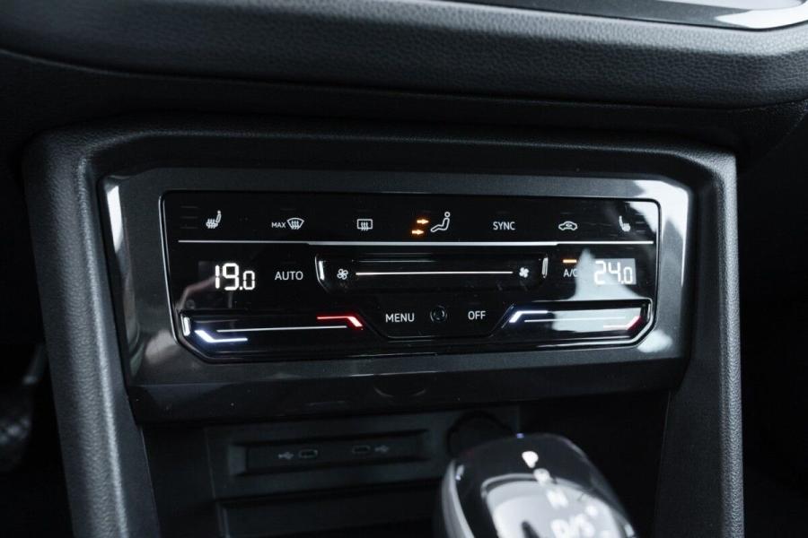 Volkswagen Tiguan 2021 Rīga, ar dzinēja tilpumu 2.00 L un nobraukumu 152 tūkst. km par 24950 €, foto 32 vietnē AUTOMOTO.COM.LV
