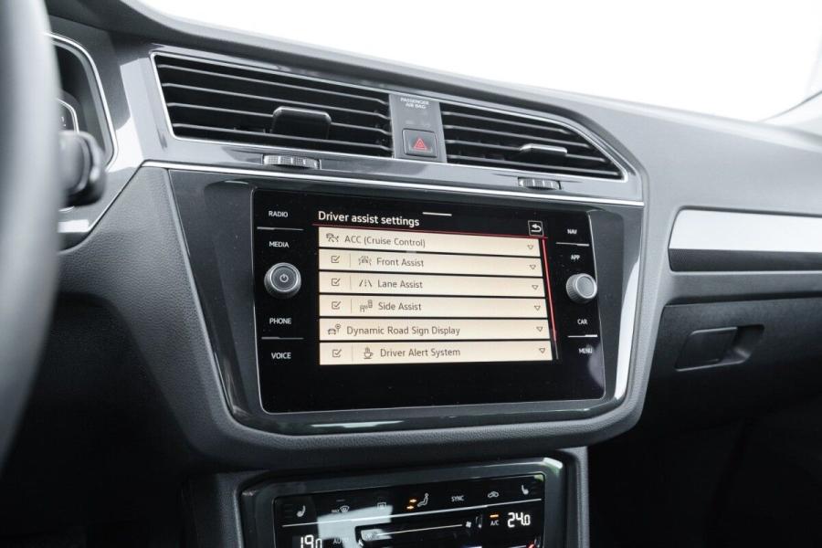 Volkswagen Tiguan 2021 Rīga, ar dzinēja tilpumu 2.00 L un nobraukumu 152 tūkst. km par 24950 €, foto 40 vietnē AUTOMOTO.COM.LV