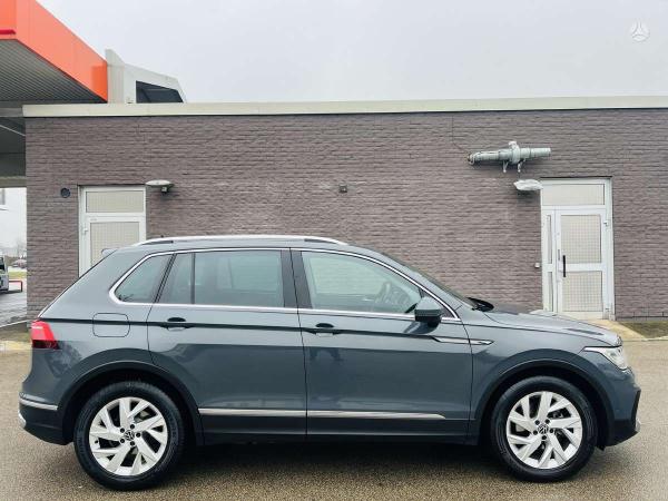 Volkswagen Tiguan 2022 in Kaunas, with an engine capacity of 2.00 L and mileage of 225 thousand km for 20300 €, photo 5 on AUTOMOTO.COM.LV