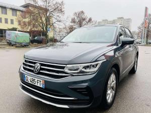 Volkswagen Tiguan 2022 in Kaunas, with an engine capacity of 2.00 L and mileage of 225 thousand km for 20300 €, photo 6 on AUTOMOTO.COM.LV