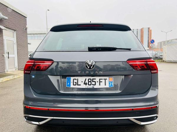 Volkswagen Tiguan 2022 in Kaunas, with an engine capacity of 2.00 L and mileage of 225 thousand km for 20300 €, photo 9 on AUTOMOTO.COM.LV