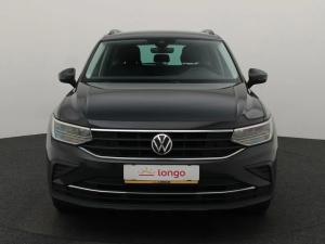 Volkswagen Tiguan 2022 in Vilnius, with an engine capacity of 2.00 L and mileage of 171 thousand km for 22399 €, photo 3 on AUTOMOTO.COM.LV
