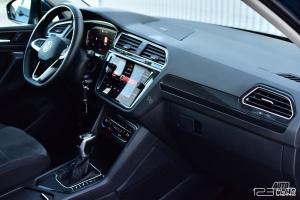 Volkswagen Tiguan 2022 in Kretinga, with an engine capacity of 2.00 L and mileage of 197 thousand km for 22500 €, photo 3 on AUTOMOTO.COM.LV
