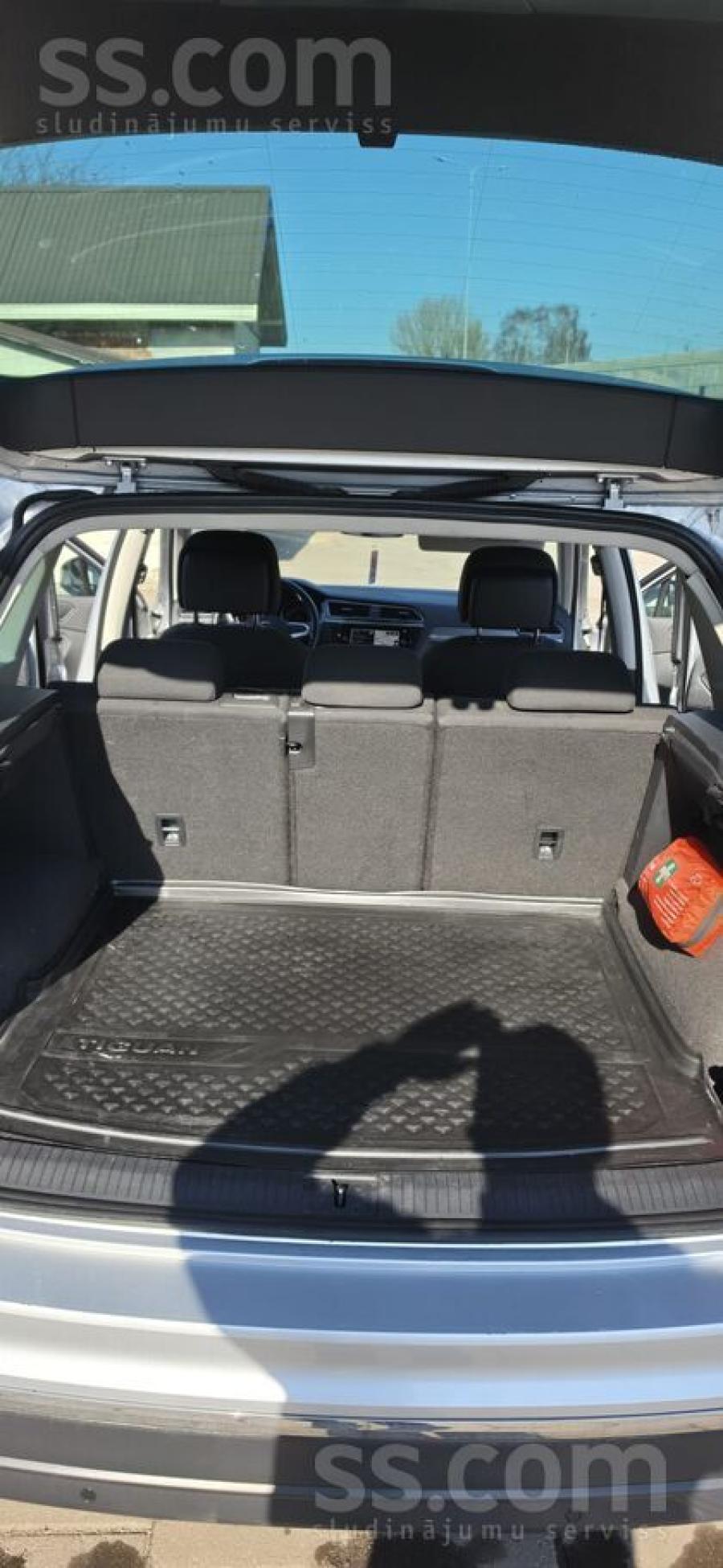 Volkswagen Tiguan 2022 Rīga, ar dzinēja tilpumu 1.50 L un nobraukumu 41 tūkst. km par 26000 €, foto 8 vietnē AUTOMOTO.COM.LV