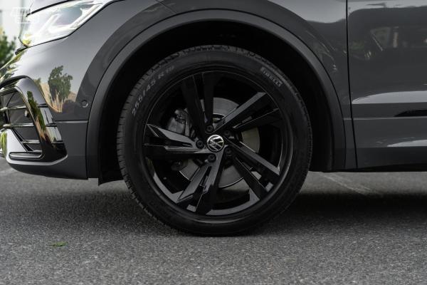 Volkswagen Tiguan 2022 in Vilnius, with an engine capacity of 0.00 L and mileage of 42 thousand km for 32950 €, photo 8 on AUTOMOTO.COM.LV