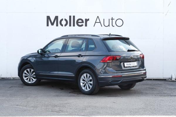 Volkswagen Tiguan 2022 in Riga, with an engine capacity of 1.50 L and mileage of 107 thousand km for 21500 €, photo 3 on AUTOMOTO.COM.LV