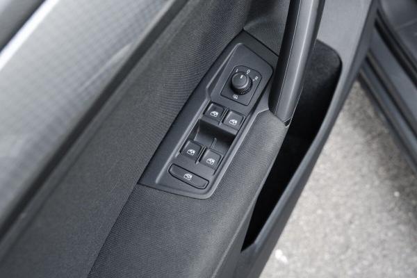 Volkswagen Tiguan 2022 in Riga, with an engine capacity of 1.50 L and mileage of 107 thousand km for 21500 €, photo 10 on AUTOMOTO.COM.LV