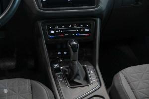 Volkswagen Tiguan 2022 Viļņa, ar dzinēja tilpumu 1.50 L un nobraukumu 62 tūkst. km par 21900 €, foto 17 vietnē AUTOMOTO.COM.LV