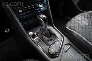 Volkswagen Tiguan 2022 in Riga, with an engine capacity of 2.00 L and mileage of 63 thousand km for 28950 €, photo 16 on AUTOMOTO.COM.LV