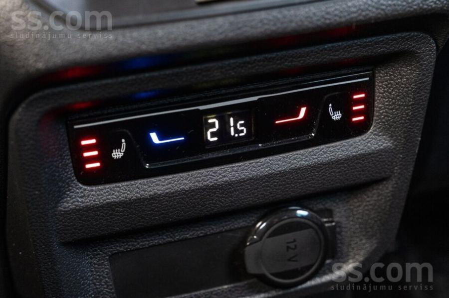 Volkswagen Tiguan 2022 in Riga, with an engine capacity of 2.00 L and mileage of 63 thousand km for 28950 €, photo 18 on AUTOMOTO.COM.LV