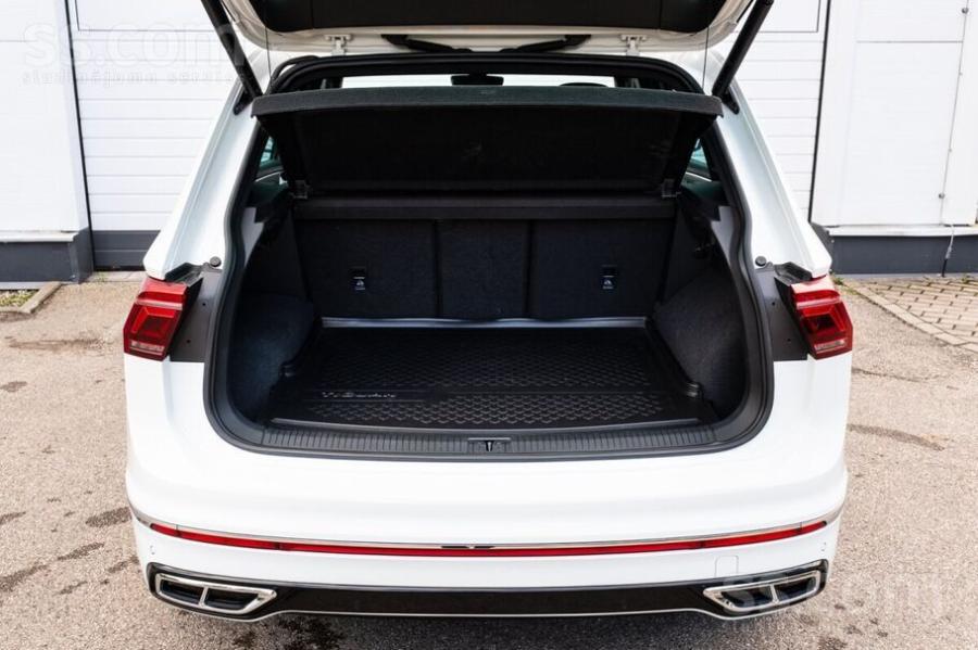Volkswagen Tiguan 2022 in Riga, with an engine capacity of 2.00 L and mileage of 63 thousand km for 28950 €, photo 19 on AUTOMOTO.COM.LV