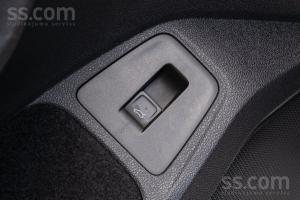 Volkswagen Tiguan 2022 in Riga, with an engine capacity of 2.00 L and mileage of 63 thousand km for 28950 €, photo 23 on AUTOMOTO.COM.LV