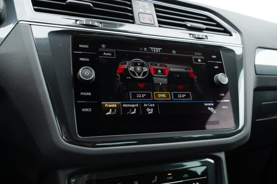 Volkswagen Tiguan 2022 Rīga, ar dzinēja tilpumu 1.50 L un nobraukumu 72 tūkst. km par 21500 €, foto 22 vietnē AUTOMOTO.COM.LV