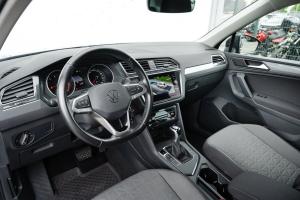 Volkswagen Tiguan 2022 Rīga, ar dzinēja tilpumu 1.50 L un nobraukumu 72 tūkst. km par 21500 €, foto 23 vietnē AUTOMOTO.COM.LV
