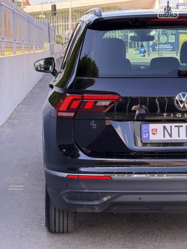 Volkswagen Tiguan 2023 in Vilnius, with an engine capacity of 1.50 L and mileage of 76 thousand km for 22000 €, photo 4 on AUTOMOTO.COM.LV