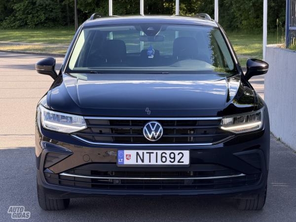 Volkswagen Tiguan 2023 in Vilnius, with an engine capacity of 1.50 L and mileage of 76 thousand km for 22000 €, photo 8 on AUTOMOTO.COM.LV