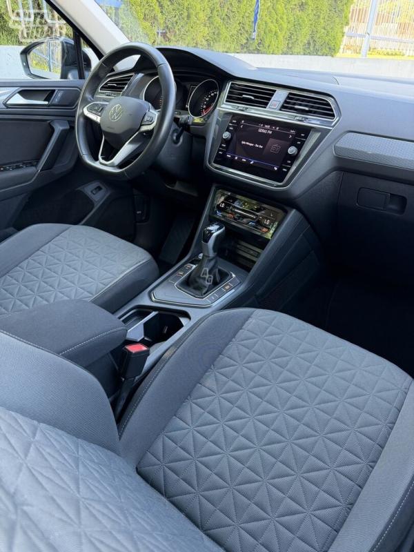 Volkswagen Tiguan 2023 in Vilnius, with an engine capacity of 1.50 L and mileage of 76 thousand km for 22000 €, photo 10 on AUTOMOTO.COM.LV