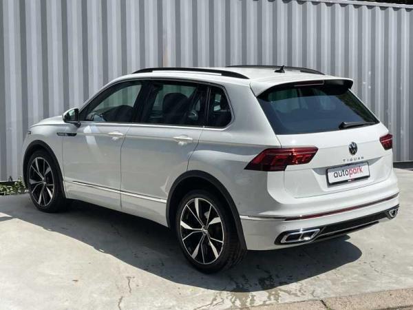 Volkswagen Tiguan 2023 in Vilnius, with an engine capacity of 1.50 L and mileage of 37 thousand km for 28900 €, photo 4 on AUTOMOTO.COM.LV