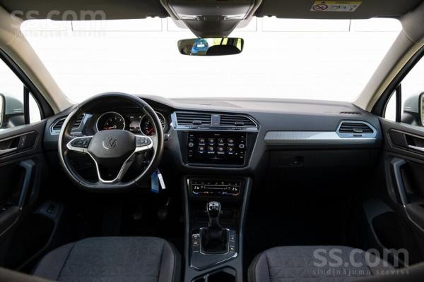 Volkswagen Tiguan 2023 in Riga, with an engine capacity of 1.50 L and mileage of 70 thousand km for 20950 €, photo 8 on AUTOMOTO.COM.LV