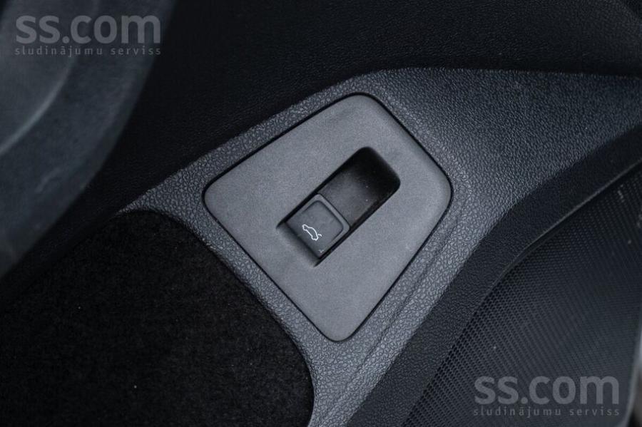 Volkswagen Tiguan 2023 Rīga, ar dzinēja tilpumu 1.50 L un nobraukumu 44 tūkst. km par 23950 €, foto 16 vietnē AUTOMOTO.COM.LV