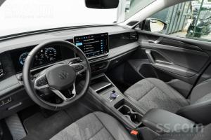 Volkswagen Tiguan 2024 Rīga, ar dzinēja tilpumu 1.50 L un nobraukumu 37 tūkst. km par 32500 €, foto 5 vietnē AUTOMOTO.COM.LV