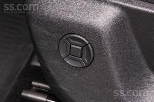 Volkswagen Tiguan 2024 Rīga, ar dzinēja tilpumu 1.50 L un nobraukumu 30 tūkst. km par 32950 €, foto 24 vietnē AUTOMOTO.COM.LV