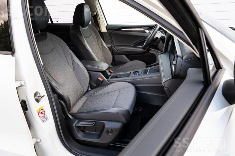 Volkswagen Tiguan 2024 Rīga, ar dzinēja tilpumu 1.50 L un nobraukumu 28 tūkst. km par 31950 €, foto 7 vietnē AUTOMOTO.COM.LV