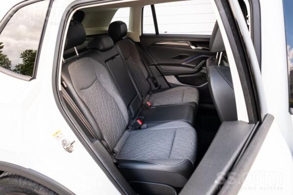 Volkswagen Tiguan 2024 Rīga, ar dzinēja tilpumu 1.50 L un nobraukumu 28 tūkst. km par 31950 €, foto 7 vietnē AUTOMOTO.COM.LV