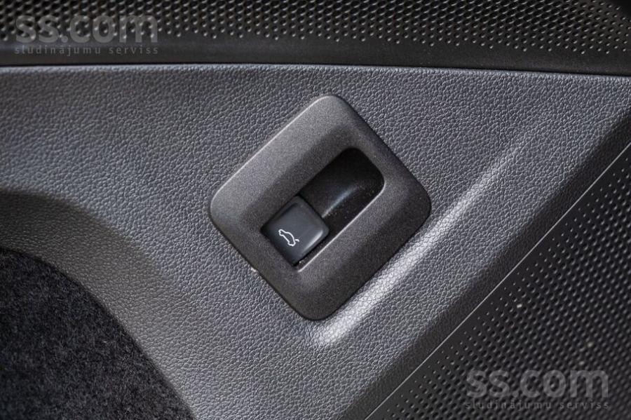 Volkswagen Tiguan 2024 Rīga, ar dzinēja tilpumu 1.50 L un nobraukumu 28 tūkst. km par 31950 €, foto 24 vietnē AUTOMOTO.COM.LV