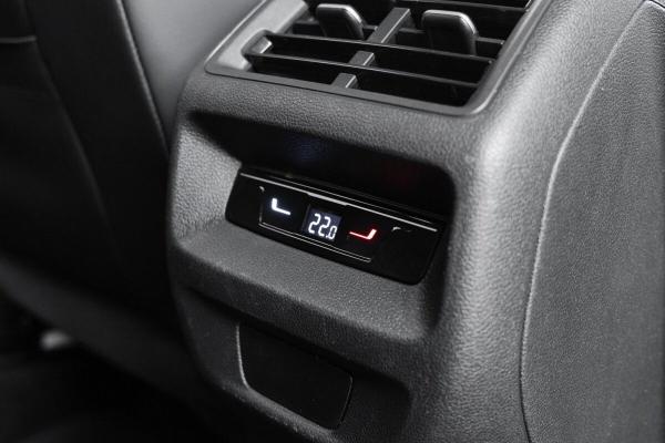 Volkswagen Tiguan 2024 in Riga, with an engine capacity of 1.50 L and mileage of 46 thousand km for 31950 €, photo 8 on AUTOMOTO.COM.LV