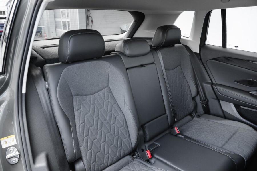 Volkswagen Tiguan 2024 Rīga, ar dzinēja tilpumu 1.50 L un nobraukumu 41 tūkst. km par 30900 €, foto 9 vietnē AUTOMOTO.COM.LV