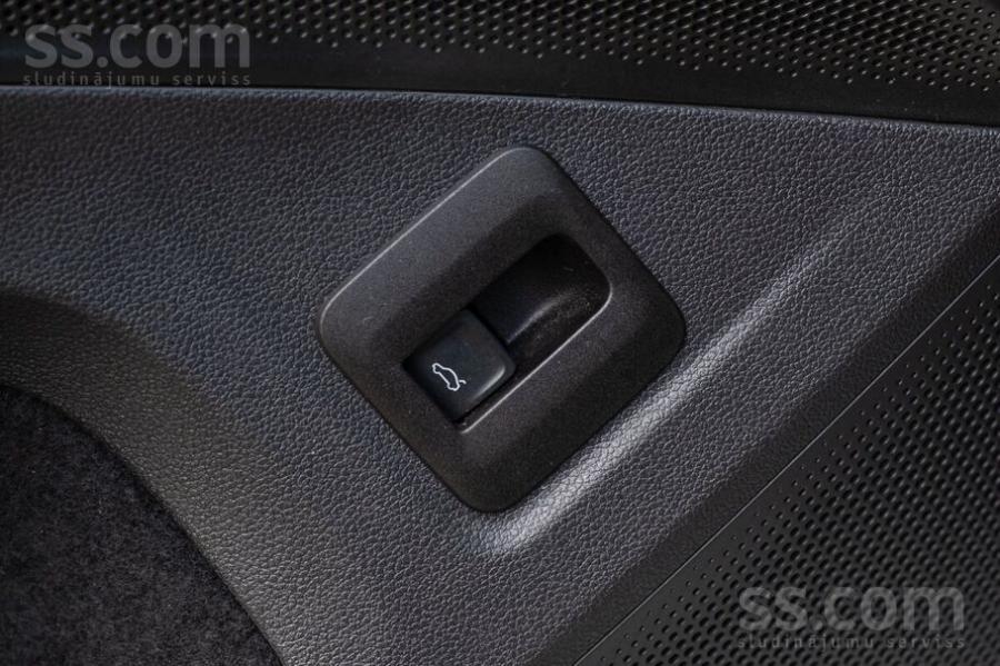 Volkswagen Tiguan 2024 Rīga, ar dzinēja tilpumu 2.00 L un nobraukumu 21 tūkst. km par 32950 €, foto 23 vietnē AUTOMOTO.COM.LV