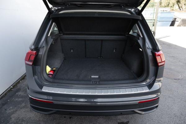 Volkswagen Tiguan 2024 in Riga, with an engine capacity of 1.50 L and mileage of 22 thousand km for 24800 €, photo 10 on AUTOMOTO.COM.LV