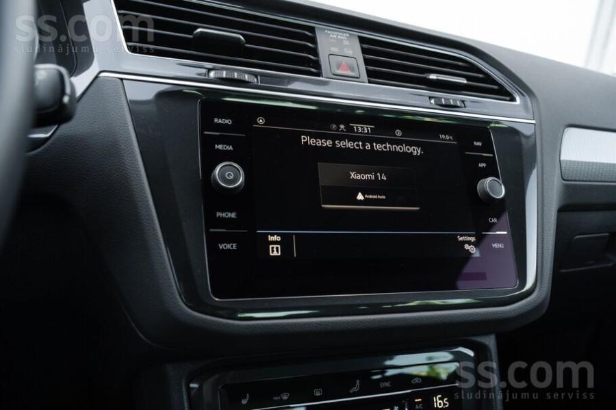 Volkswagen Tiguan 2024 Rīga, ar dzinēja tilpumu 1.50 L un nobraukumu 22 tūkst. km par 24800 €, foto 23 vietnē AUTOMOTO.COM.LV