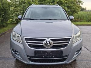 Green Volkswagen Tiguan 2008 in Ukmerge, with an engine capacity of 1.40 L and mileage of 241 thousand km for 4500 €, photo 6 on AUTOMOTO.COM.LV