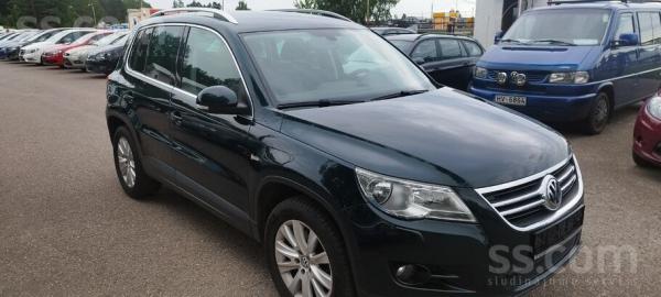 Zaļš Volkswagen Tiguan 2010 Rīga, ar dzinēja tilpumu 2.00 L un nobraukumu 0 tūkst. km par 7450 €, foto 3 vietnē AUTOMOTO.COM.LV