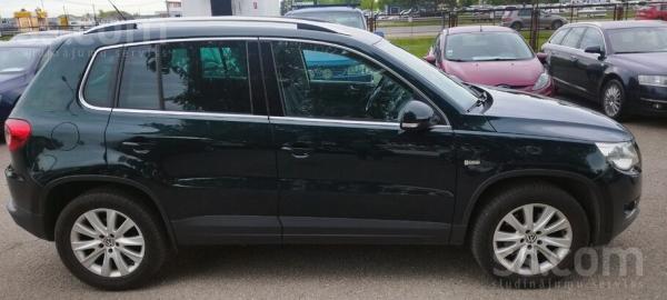 Zaļš Volkswagen Tiguan 2010 Rīga, ar dzinēja tilpumu 2.00 L un nobraukumu 0 tūkst. km par 7450 €, foto 4 vietnē AUTOMOTO.COM.LV