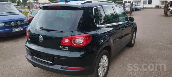 Zaļš Volkswagen Tiguan 2010 Rīga, ar dzinēja tilpumu 2.00 L un nobraukumu 0 tūkst. km par 7450 €, foto 5 vietnē AUTOMOTO.COM.LV