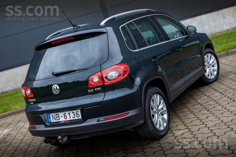 Green Volkswagen Tiguan 2010 in Riga, with an engine capacity of 2.00 L and mileage of 315 thousand km for 6990 €, photo 10 on AUTOMOTO.COM.LV