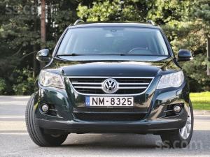 Zaļš Volkswagen Tiguan 2010 Rīga, ar dzinēja tilpumu 2.00 L un nobraukumu 201 tūkst. km par 7000 €, foto 4 vietnē AUTOMOTO.COM.LV