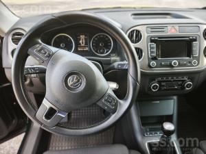 Zaļš Volkswagen Tiguan 2010 Rīga, ar dzinēja tilpumu 2.00 L un nobraukumu 201 tūkst. km par 7000 €, foto 8 vietnē AUTOMOTO.COM.LV