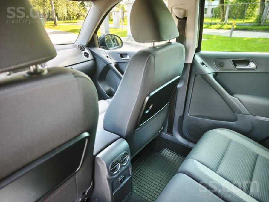 Zaļš Volkswagen Tiguan 2010 Rīga, ar dzinēja tilpumu 2.00 L un nobraukumu 201 tūkst. km par 7000 €, foto 10 vietnē AUTOMOTO.COM.LV