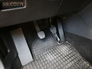 Zaļš Volkswagen Tiguan 2010 Rīga, ar dzinēja tilpumu 2.00 L un nobraukumu 201 tūkst. km par 7000 €, foto 14 vietnē AUTOMOTO.COM.LV