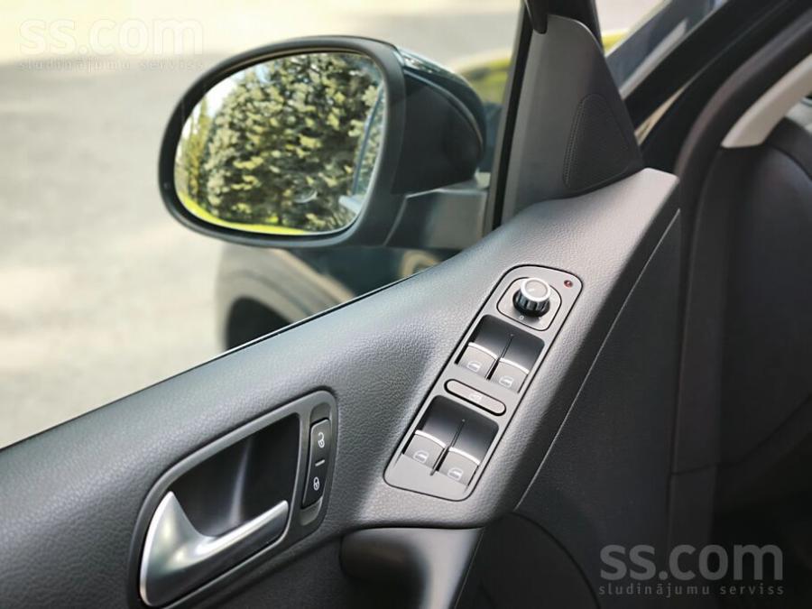 Zaļš Volkswagen Tiguan 2010 Rīga, ar dzinēja tilpumu 2.00 L un nobraukumu 201 tūkst. km par 7000 €, foto 17 vietnē AUTOMOTO.COM.LV