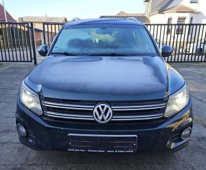 Green Volkswagen Tiguan 2012 in Kelme, with an engine capacity of 1.97 L and mileage of 236 thousand km for 6990 €, photo 2 on AUTOMOTO.COM.LV
