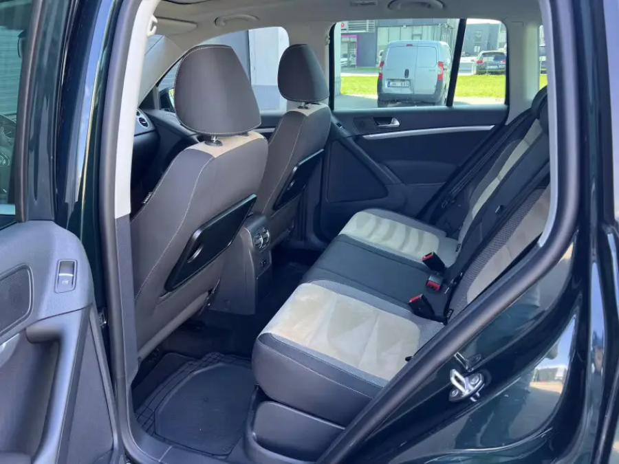 Зеленый Фольксваген Тигуан 2012 в Рига, объемом двигателя 2.00 л и пробегом 218 тыс. км за 10550 €, фото 10 на AUTOMOTO.COM.LV