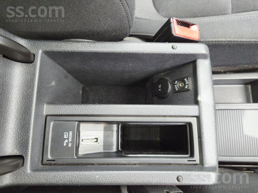Zaļš Volkswagen Tiguan 2012 Kuldīga, ar dzinēja tilpumu 2.00 L un nobraukumu 316 tūkst. km par 9990 €, foto 31 vietnē AUTOMOTO.COM.LV