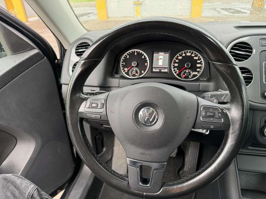 Zaļš Volkswagen Tiguan 2013 Kauņa, ar dzinēja tilpumu 1.97 L un nobraukumu 205 tūkst. km par 8800 €, foto 15 vietnē AUTOMOTO.COM.LV