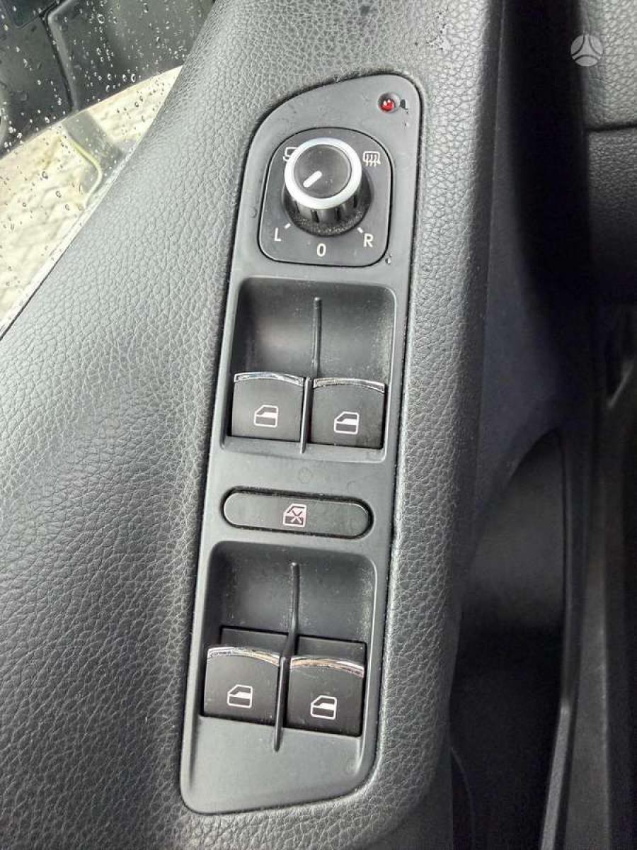 Zaļš Volkswagen Tiguan 2013 Kauņa, ar dzinēja tilpumu 1.97 L un nobraukumu 205 tūkst. km par 8800 €, foto 21 vietnē AUTOMOTO.COM.LV
